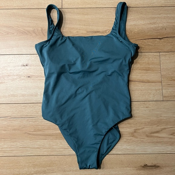 Carve Designs | Swim | Reicarve Design Skye Upf 5 Square Neck One Piece ...